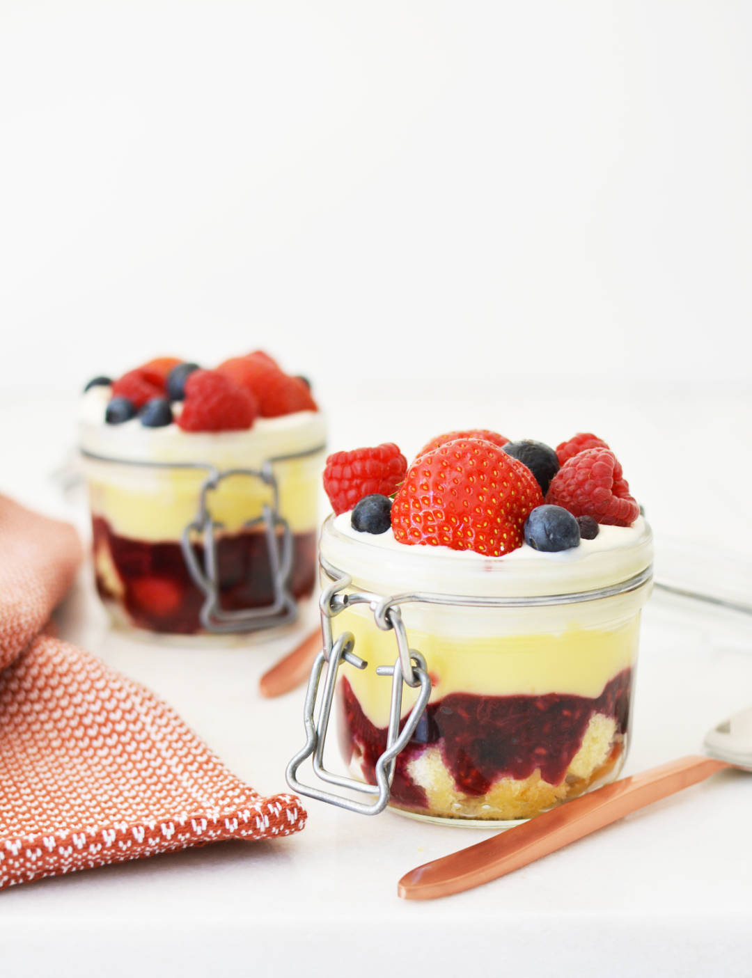 Recept | Snelle mini trifles met Licor 43 en vers fruit