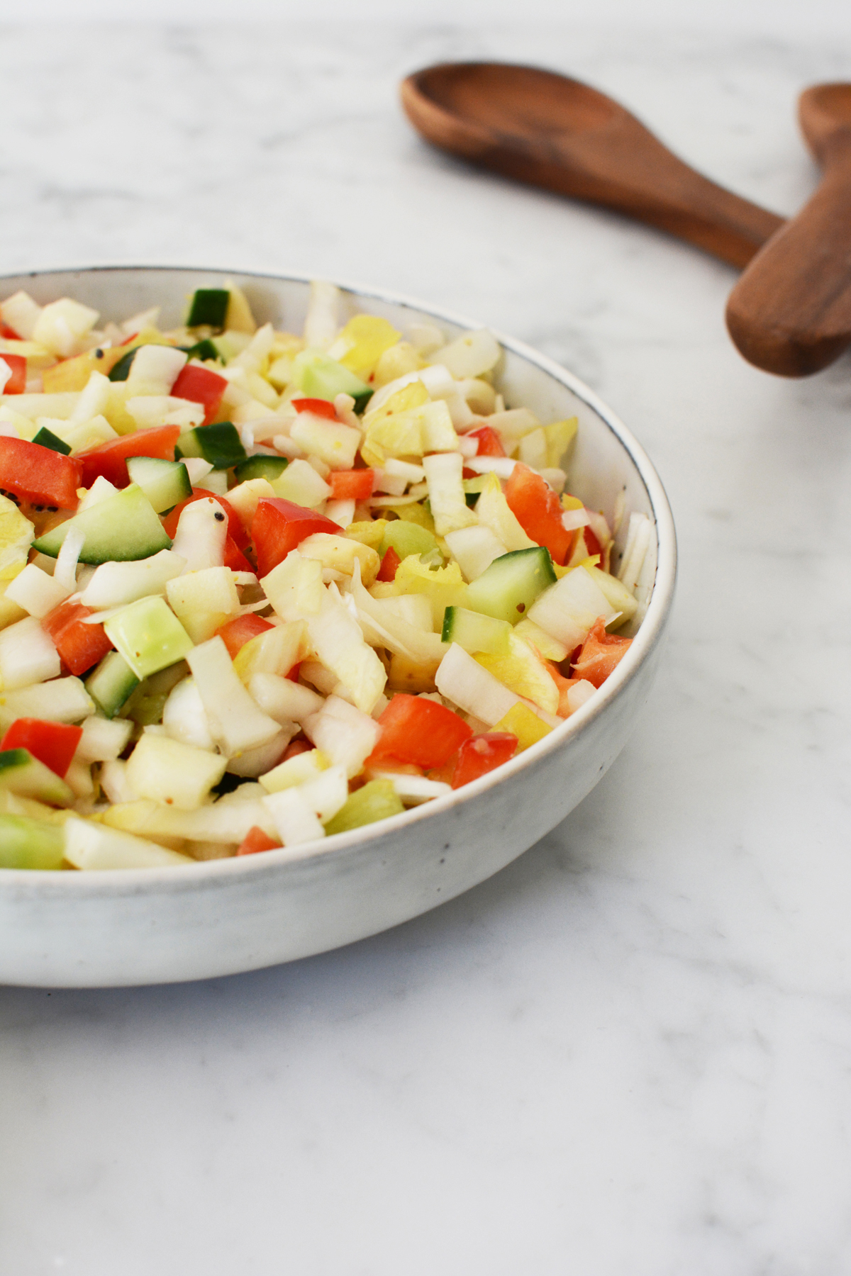 Frisse witlofsalade met banaan, kiwi en appel| Familierecept